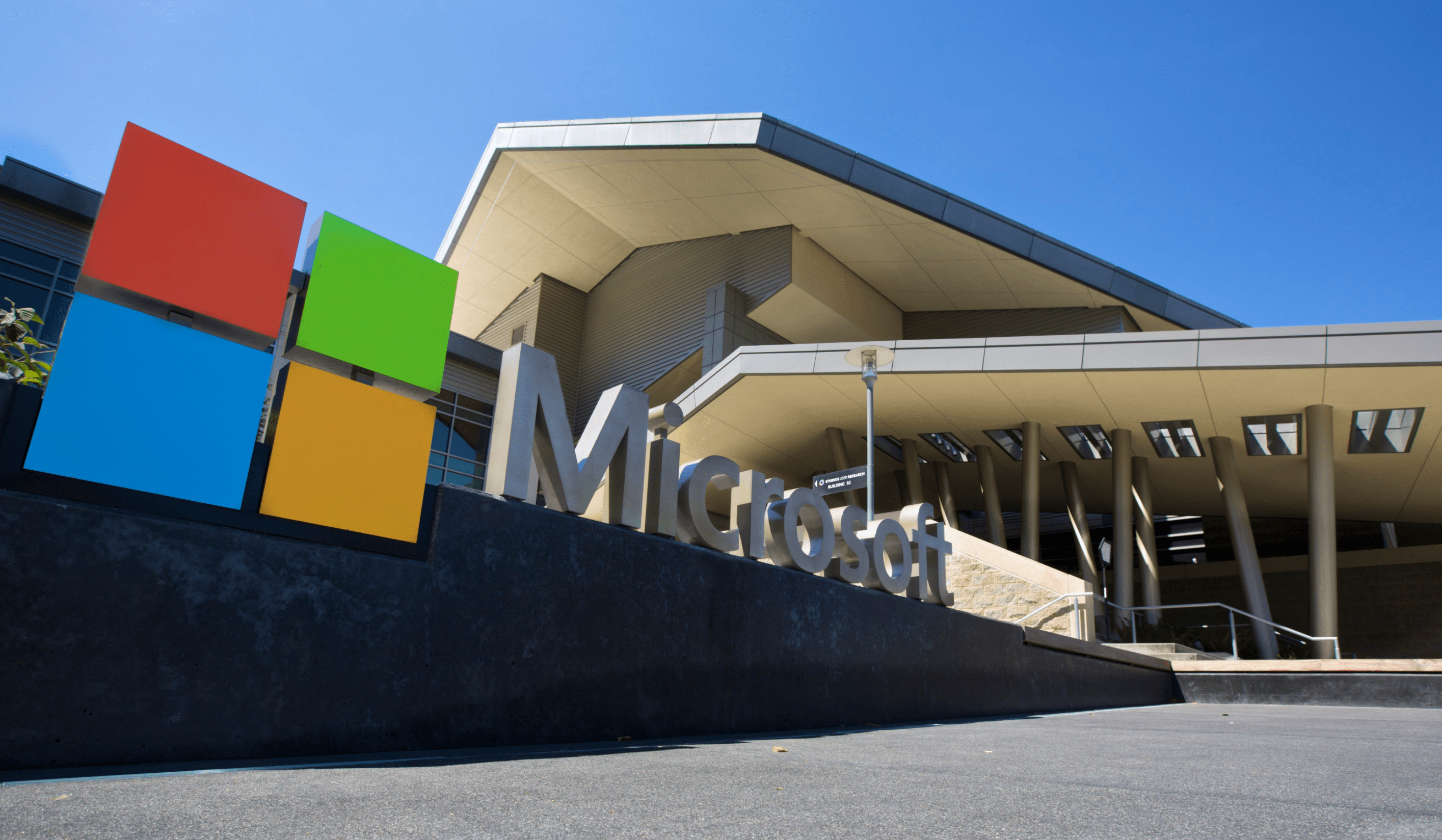 Update: Microsoft-Attacke betrifft auch Kunden-Mails ...