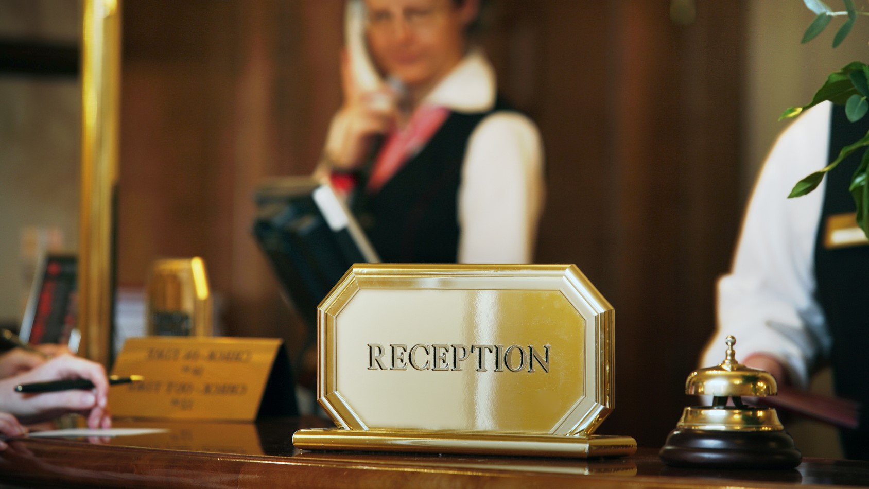 Hacker stehlen Zehntausende Reisedokumente von Hotelgästen in Italien ...